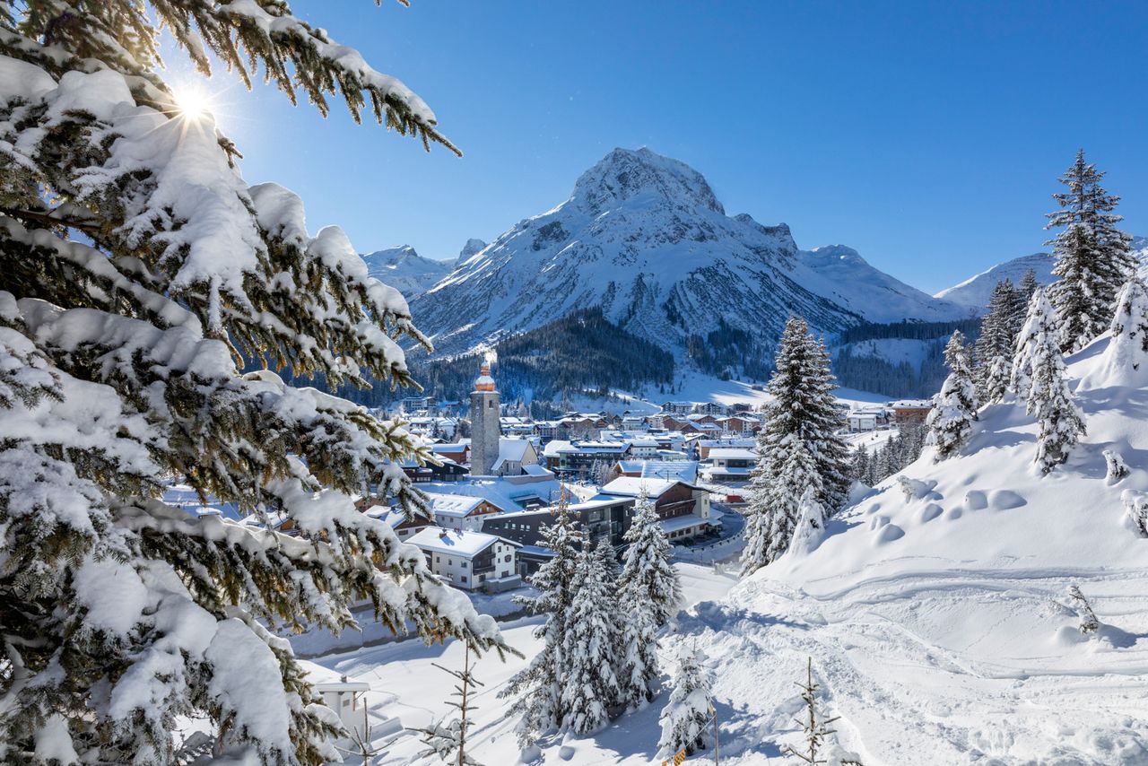 Kitzbühel, Lech & Ischgl: Hotels, Restaurants & Shops